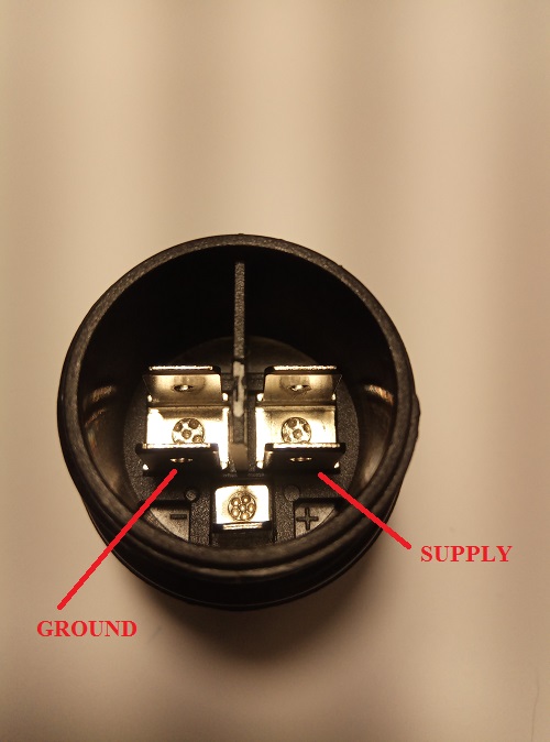 3 pin male plug, 6-24v, with cable gland, EJ